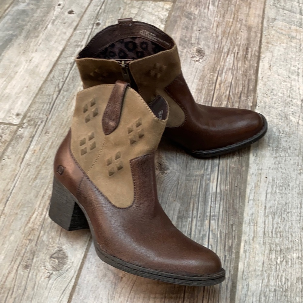 Born Capri Western Bootie 9.5 - Gem